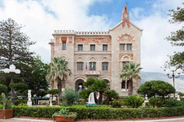 Palazzo Florio a Favignana: storia della villa dei Leoni di Sicilia