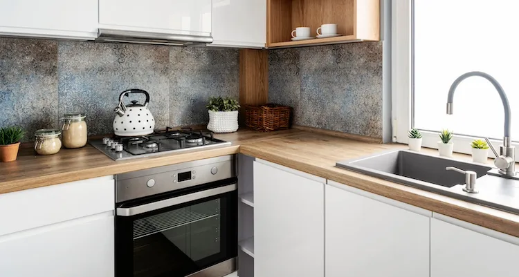 Lavello in fragranite: cos'è, vantaggi e svantaggi e come pulirlo