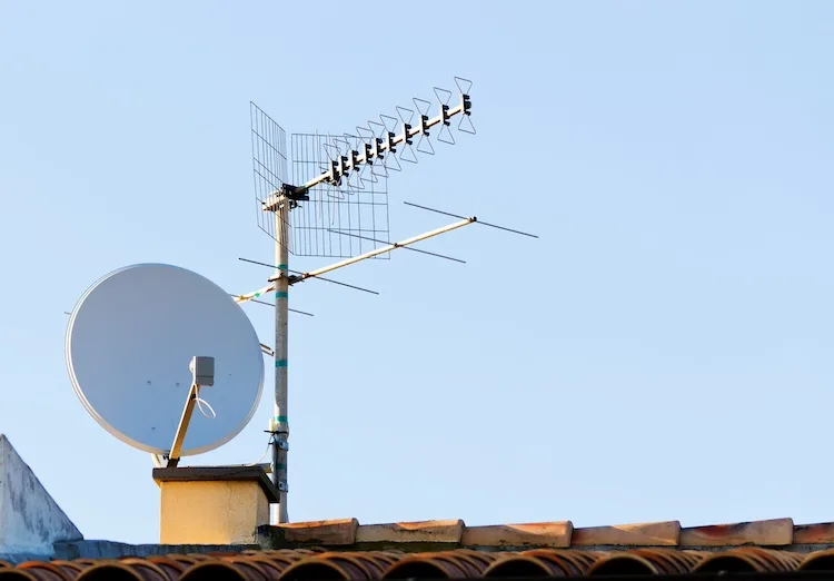 Antenna TV che non funziona dopo un temporale: ecco cosa fare