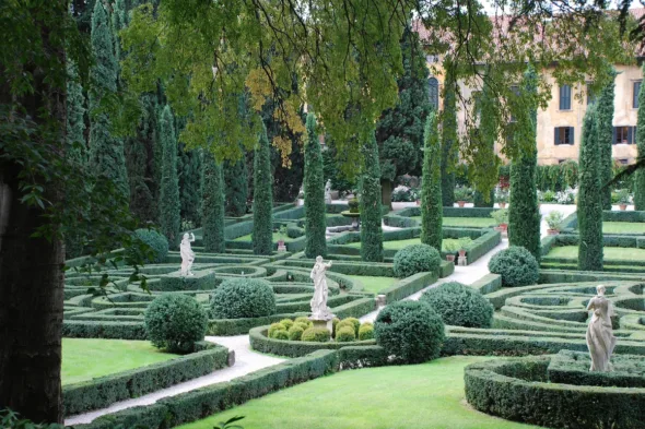 Tutte le differenze tra i giardini all'italiana, all'inglese e alla ...