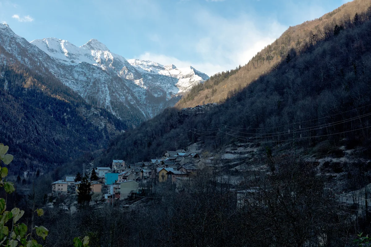 Viganella, the village without sunlight illuminated by a giant mirror