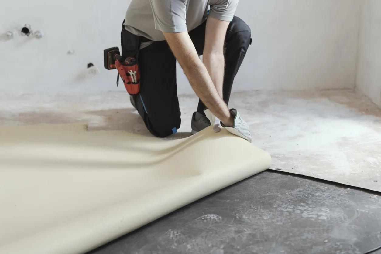 Linoleum: caratteristiche, vantaggi e differenza con il PVC