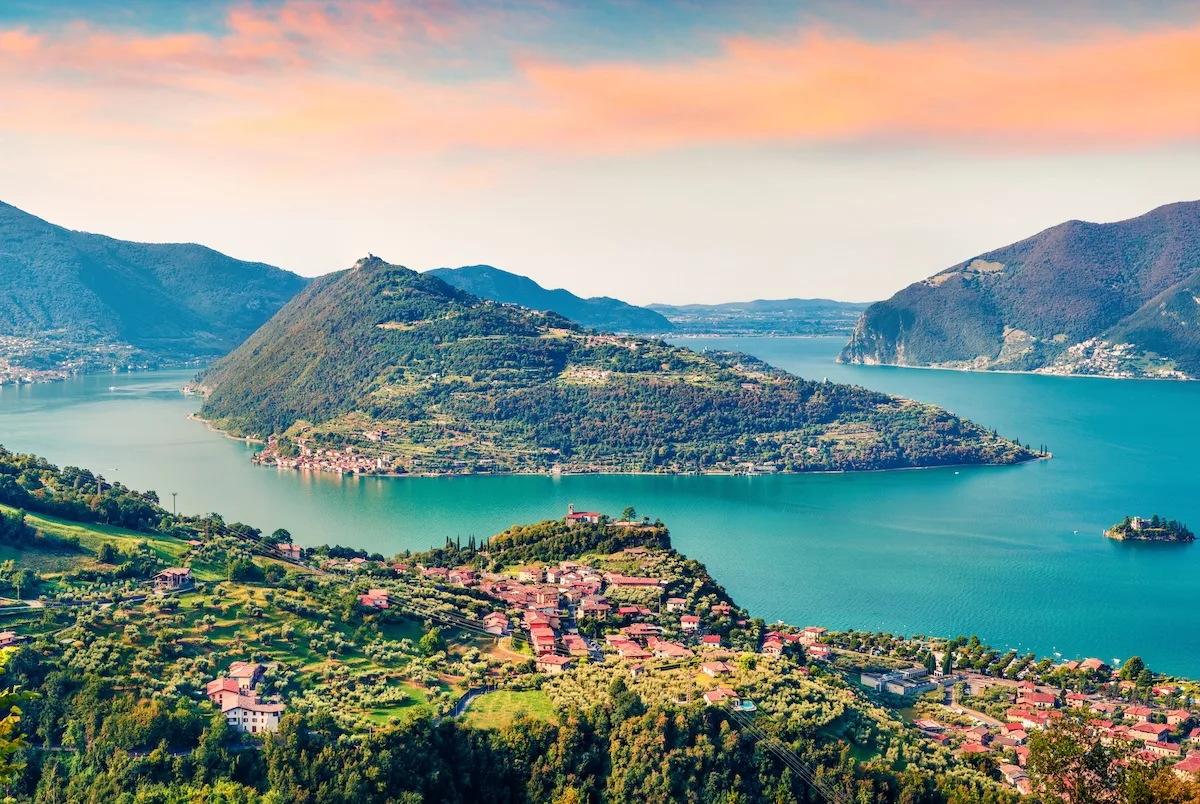 Monte Isola, sul Lago d'Iseo, dove le auto non sono ammesse