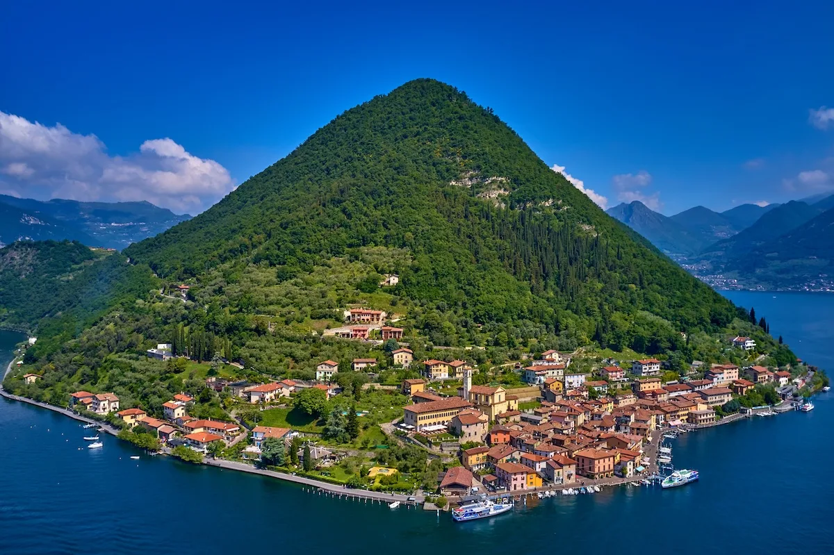 Monte Isola, sul Lago d'Iseo, dove le auto non sono ammesse